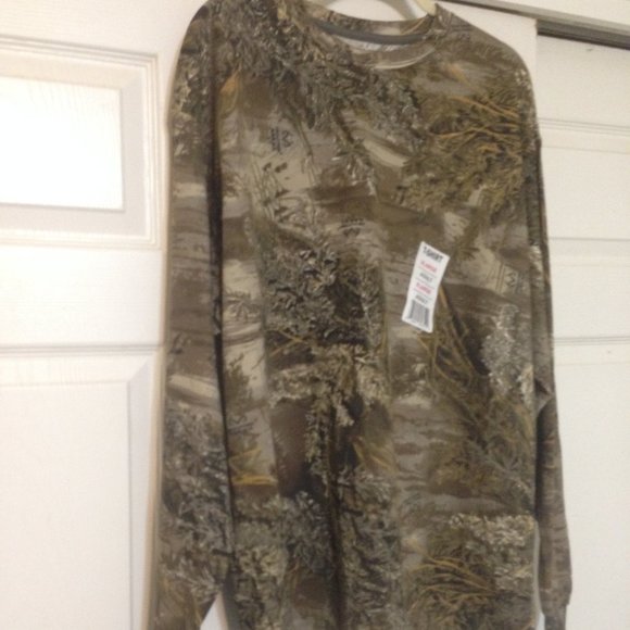 Realtree | Shirts | Sportswear Adult Realtree Max Xt Camo Long Sleeve ...